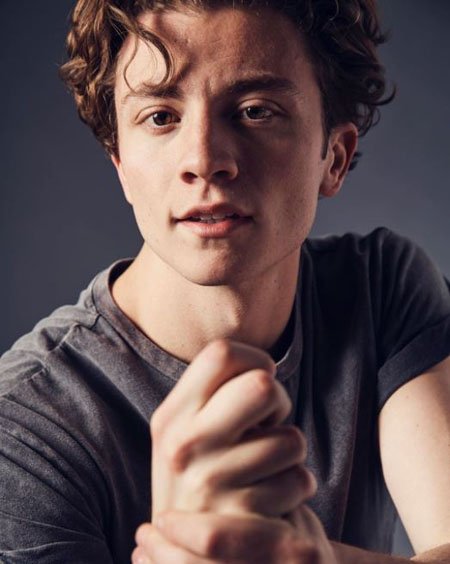 Richard Ellis - Celebs In-depth