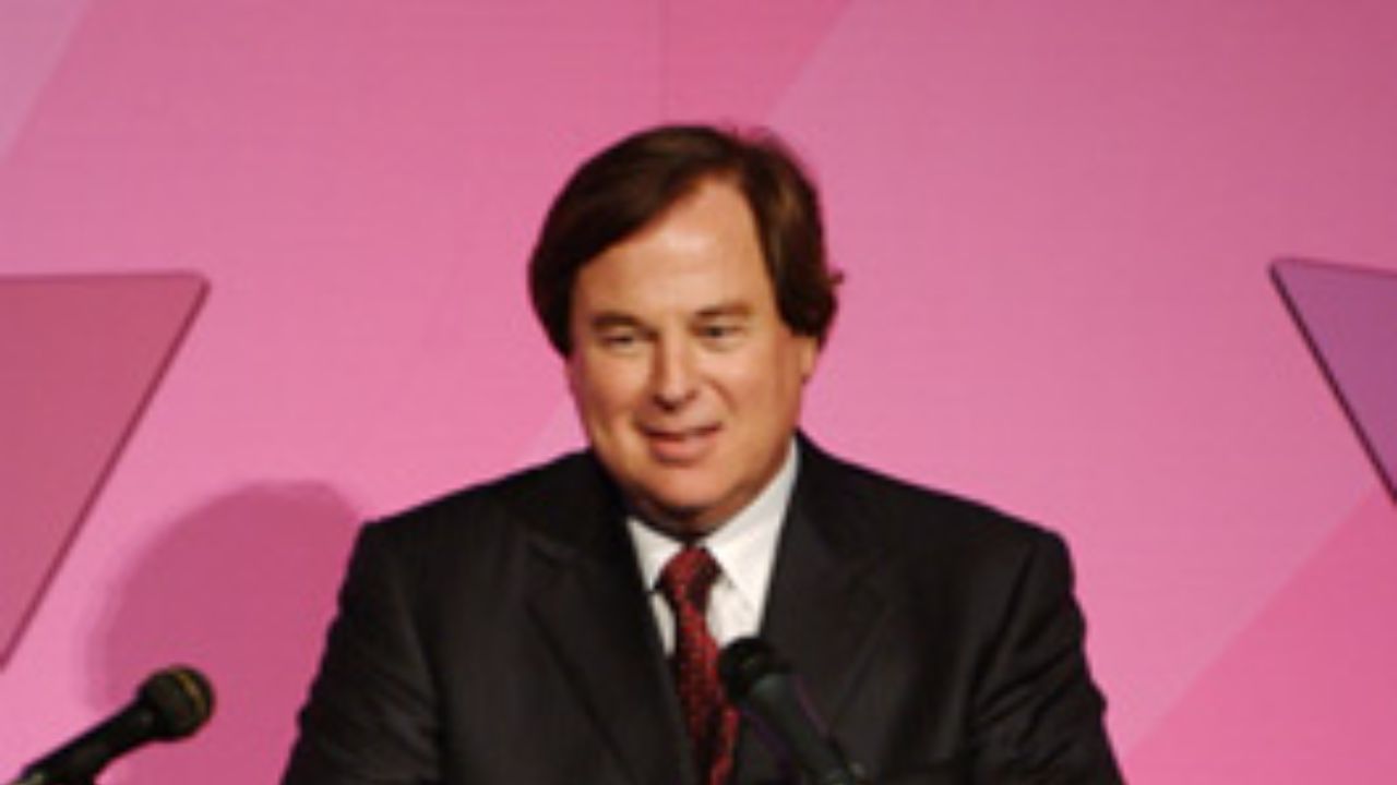 Alan Isaacman’s Net Worth Ranges From $1 to $5 Million
