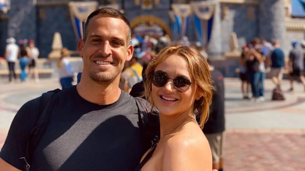 Hunter King’s Boyfriend: Dating Andy McNeil Ending Engagement With Nico ...