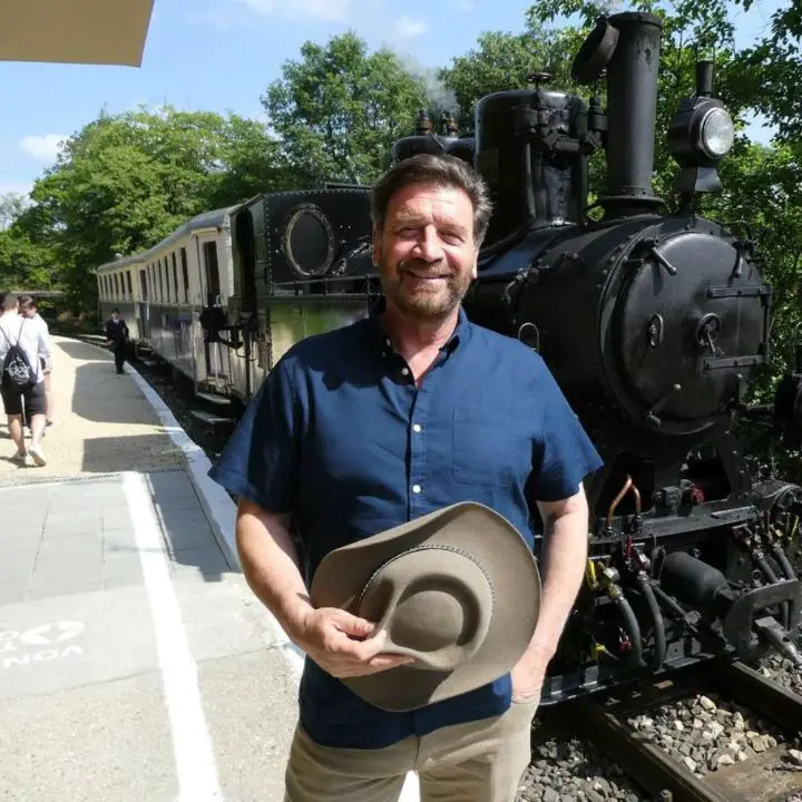 What Led to Nick Knowles’ 56 Pounds Weight Gain?
