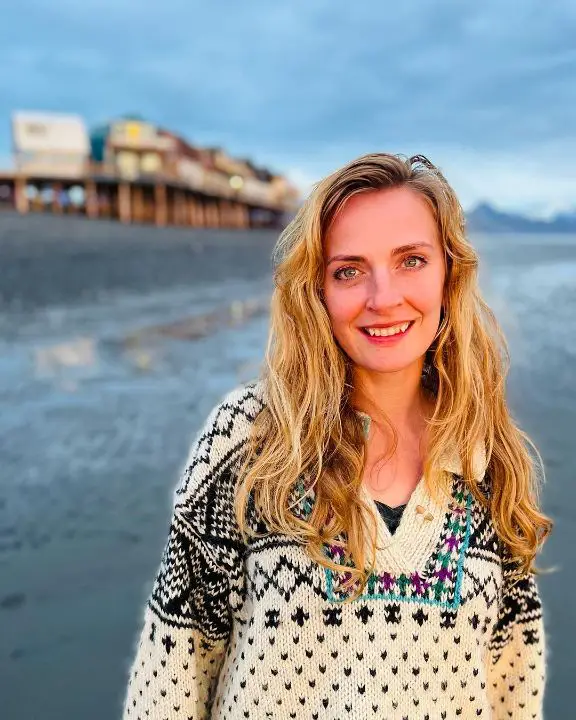 Where Is Emily Riedel on Bering Sea Gold? Still on the Show? - Celebs ...