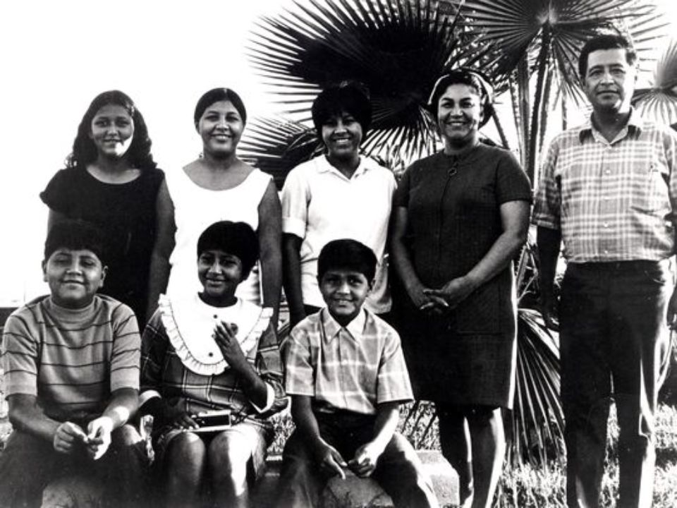 Cesar Chavez's 8 Children: Names and Ages of His Kids