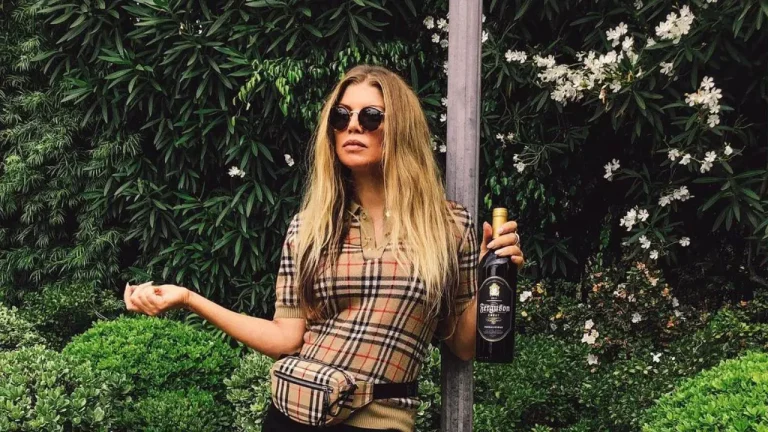 Fergie Boyfriend 2022: Is the Singer/Rapper Married, Dating, or Single ...