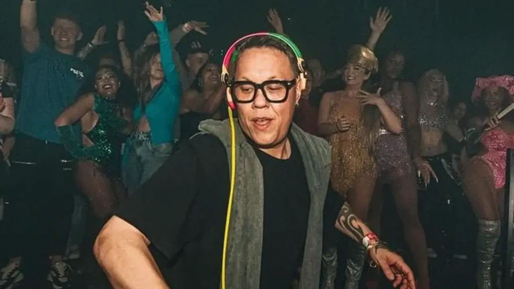 Does Gok Wan Have (Partner) Husband in 2023? Relationship With David ...