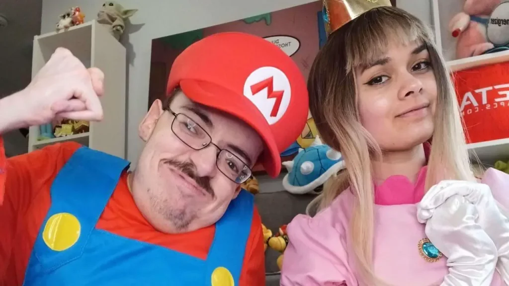 Does Ricky Berwick Have a Girlfriend? Know About His Love Life ...