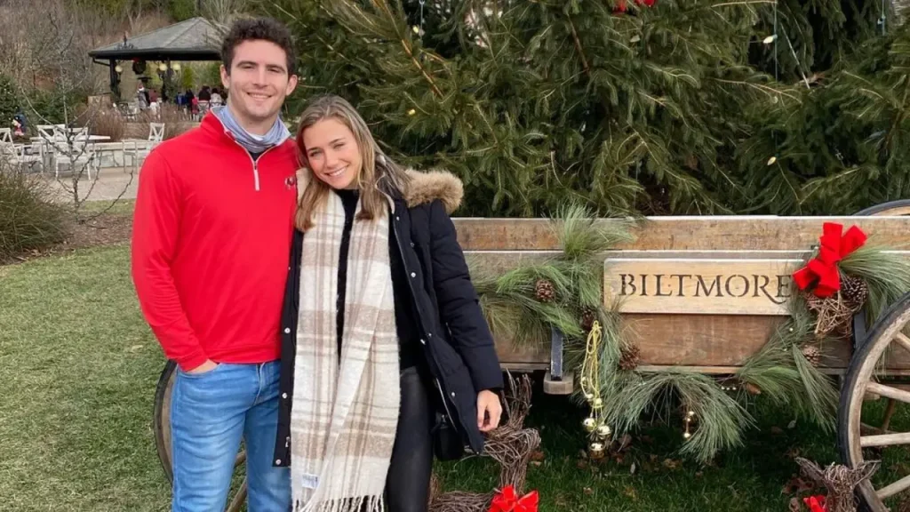 Stetson Bennett Girlfriend: Georgia Bulldogs QB is Dating Cameron Liss ...