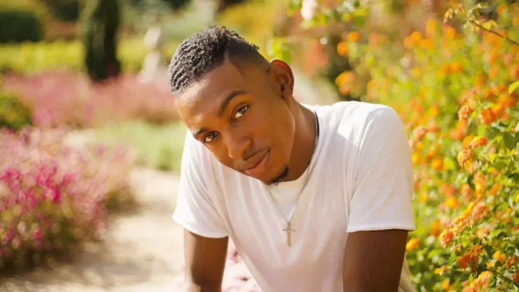 Is Tevin Davis Gay?