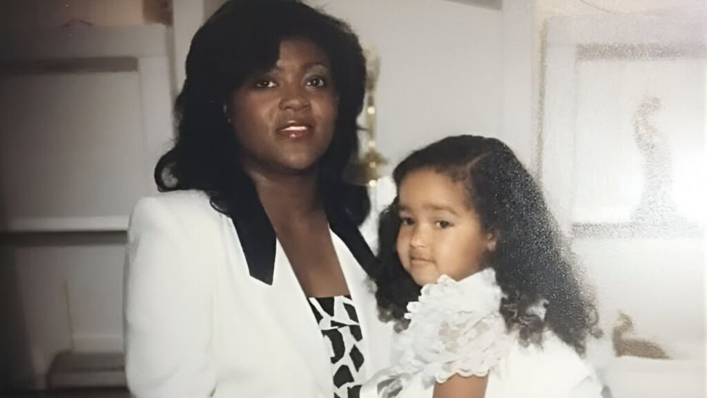 Bob Dylan Wife: Is He Secretly Married to Suzie Pullen?