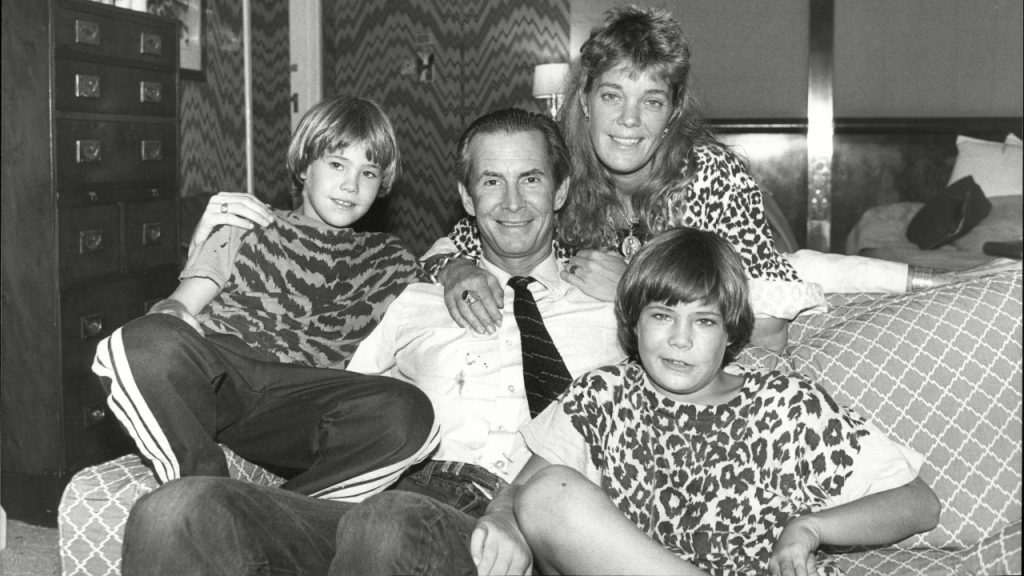 Anthony Perkins’ Wife, Berry Berenson, and 2 Kids—Oz & Elvis