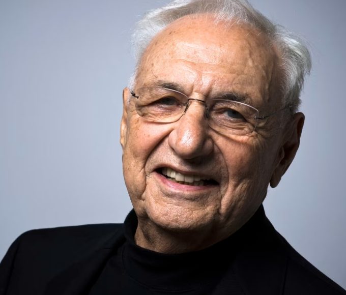 Hayley Lapoint Is Pregnant Again or Not? Due Date - Celebs In-depth