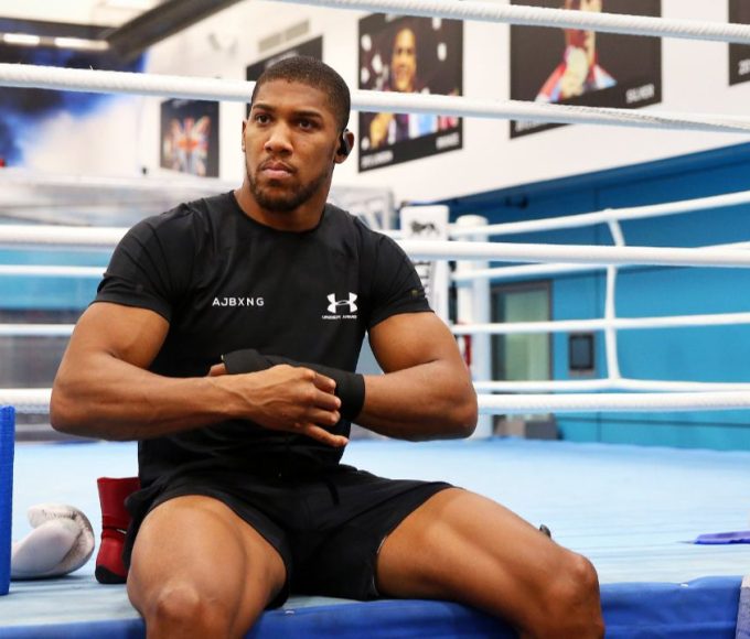 Bob Dylan Wife: Is He Secretly Married to Suzie Pullen?